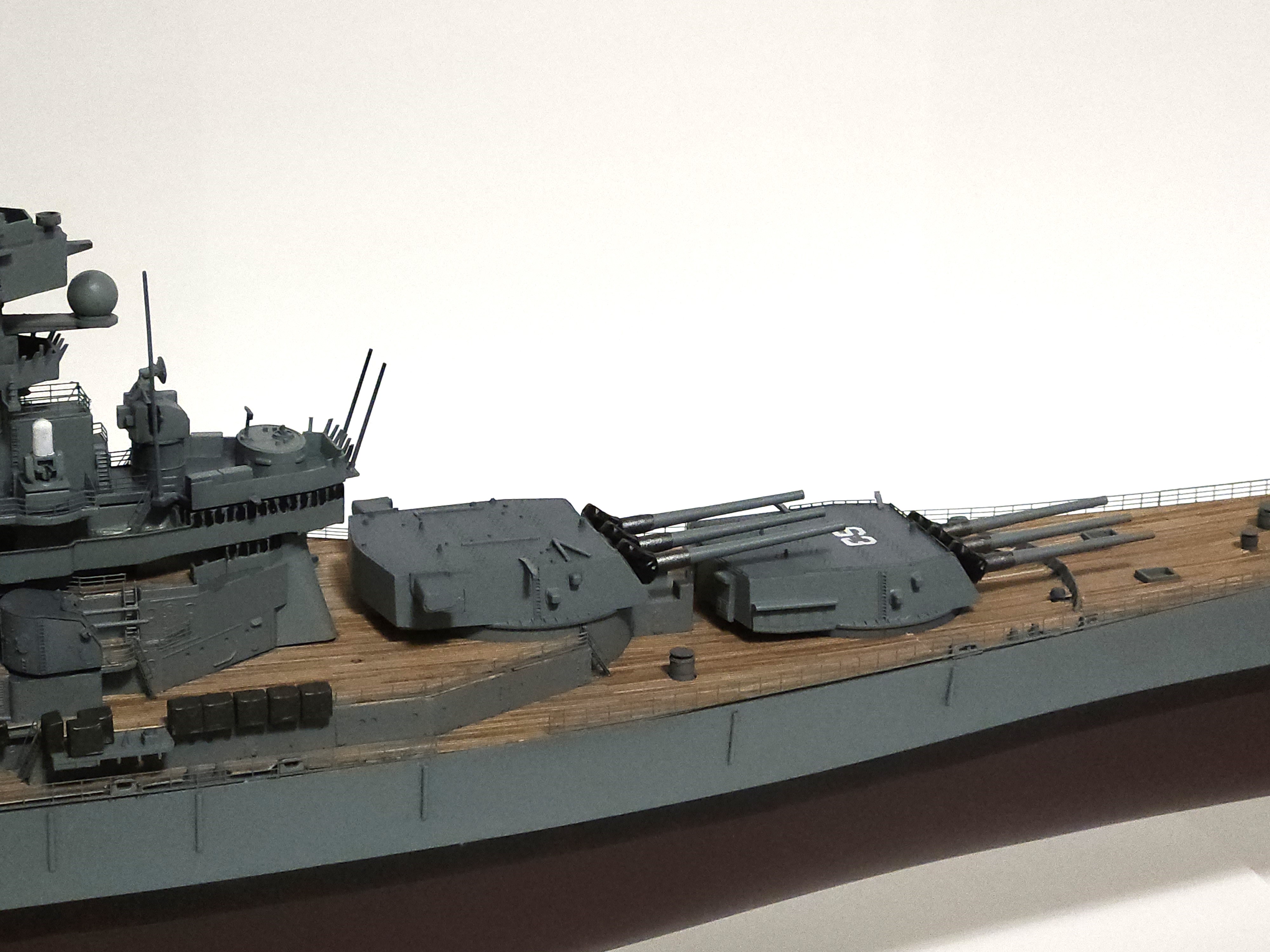 USS Missouri – Burgundy Models